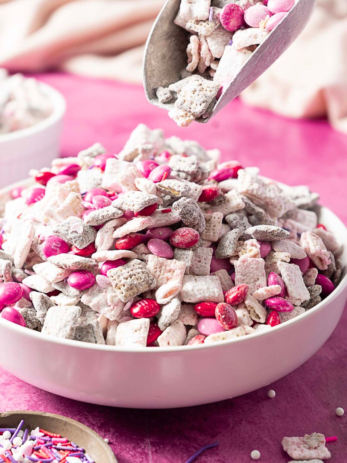 Pink Valentine Muddy Buddies - Easy Gluten Free Desserts